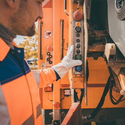 Gloves by Use - Gloves.co.uk